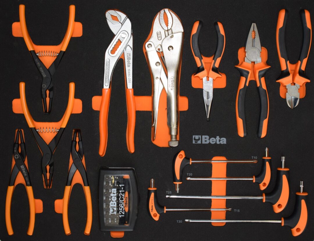 36.44.01 8 Çekmece (272 Parça İç Set Beta Tools) Max Takım Arabası